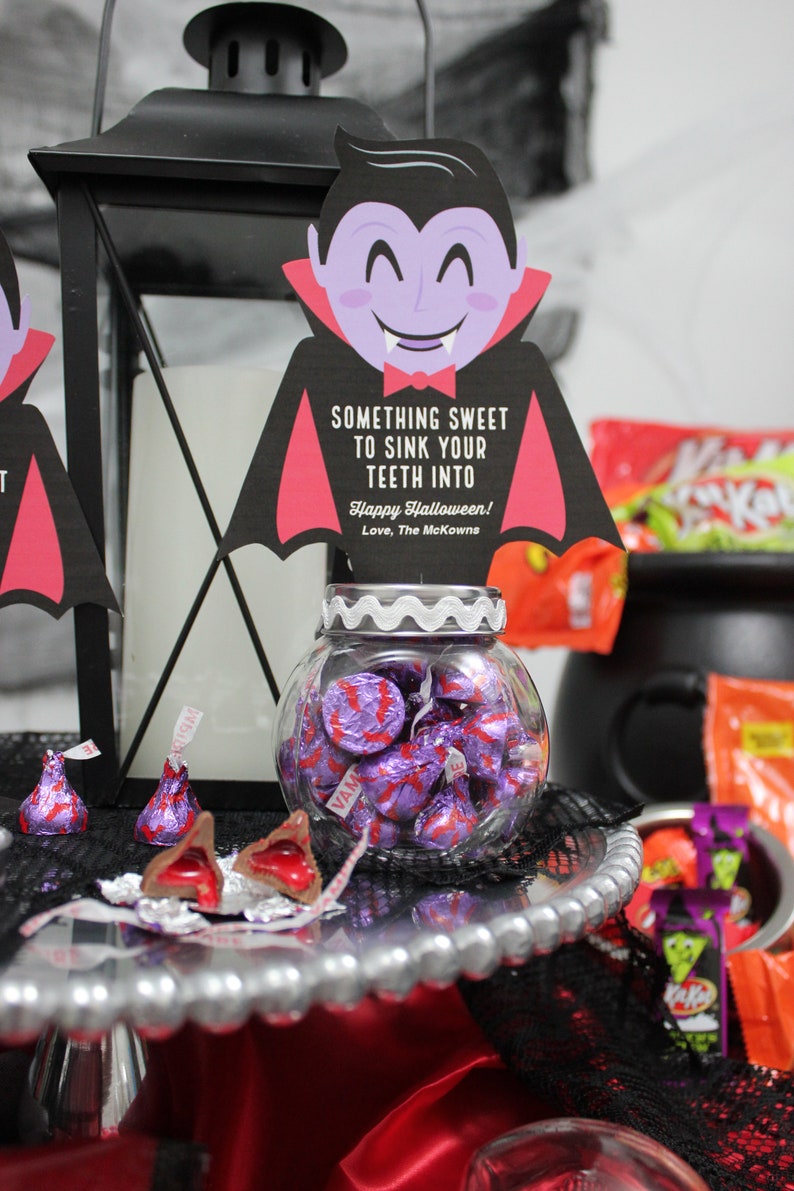Something Sweet to Sink Your Teeth Into, Vampire Halloween Printable ...