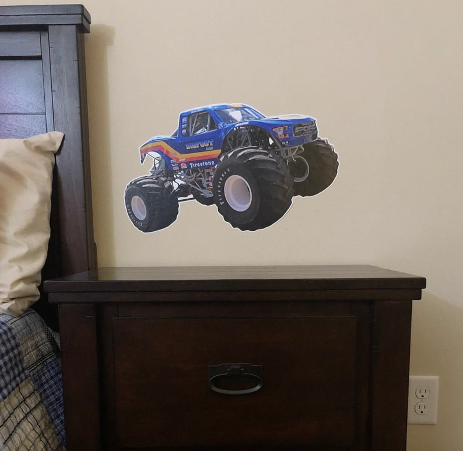 Bigfoot 4x4 Monster Truck Decal - BIGFOOT #19, Racer BIGFOOT - 12" Tall ...