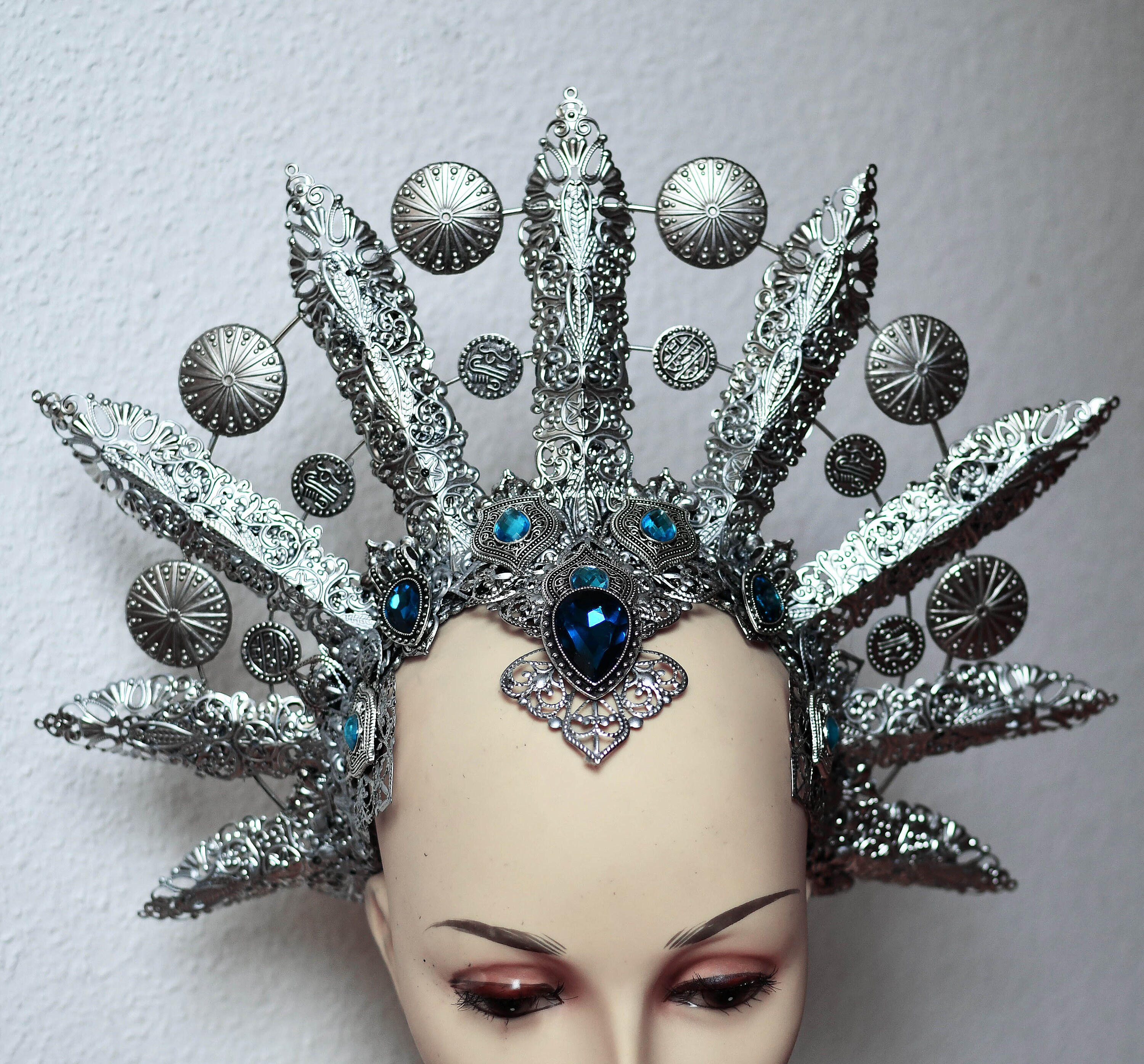 Queen of Damned headpiece Vampire Queen crown Akasha | Etsy