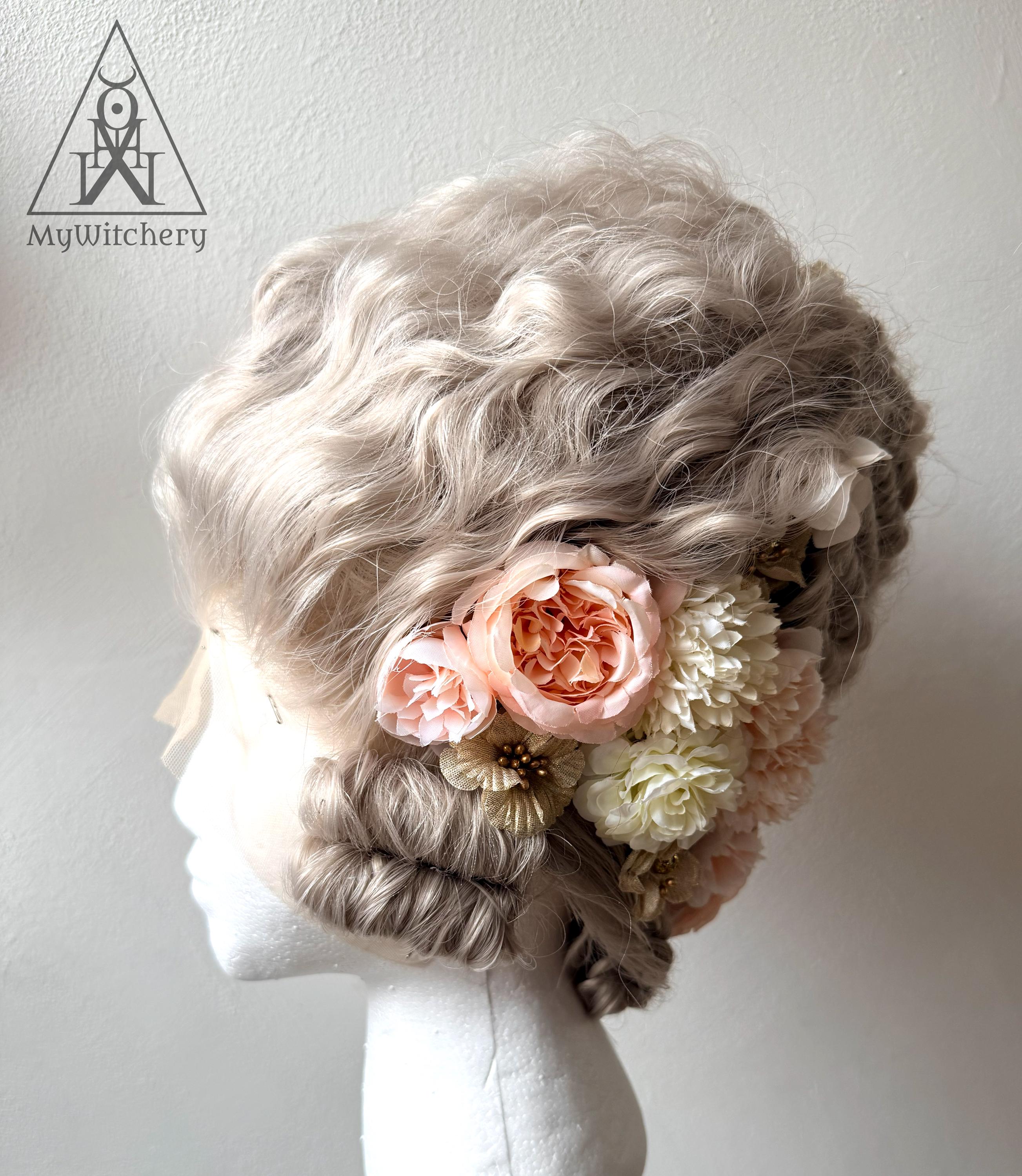 Rococo Wig, 18th Century Aristocratic Hairstyle, Marie Antoinette ...