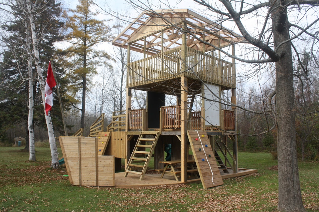 Custom Children's Tree House - Tree Fort or Play Structure - Etsy