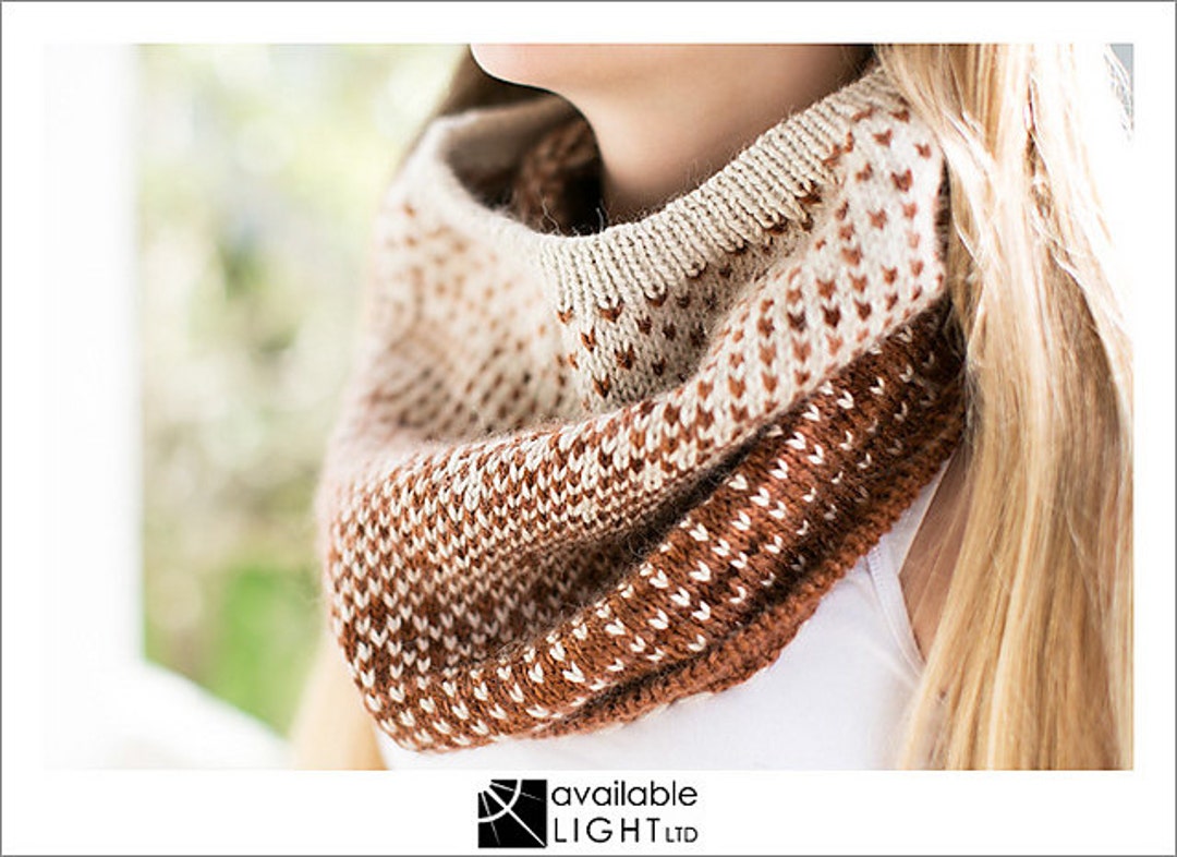 COWL KNITTING PATTERN - Halftone - Etsy