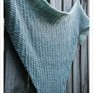 SHAWL KNITTING PATTERN - Winter Solstice - Etsy