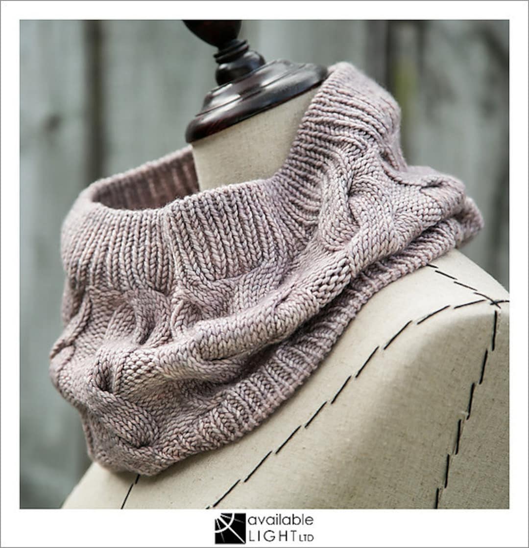 COWL KNITTING PATTERN - the Barbarian - Etsy