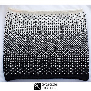 COWL KNITTING PATTERN - Halftone - Etsy