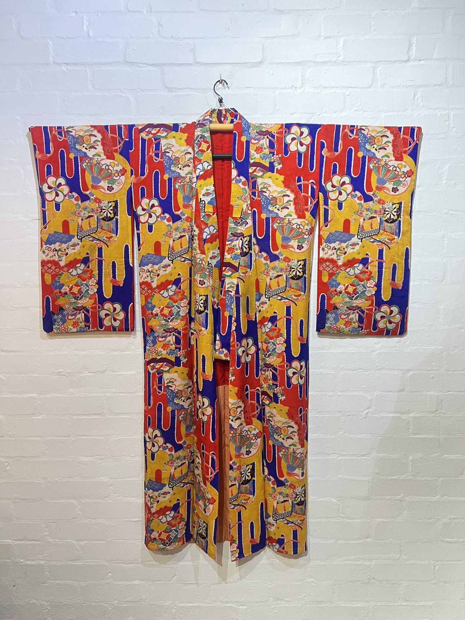 Circa 1920's - 30s Silk Kimono Goshoguruma Fortune Pattern (yellow X ...