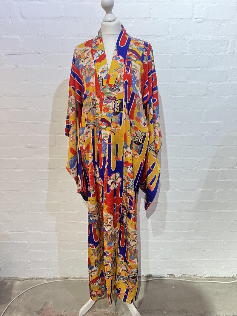 Circa 1920's - 30s Silk Kimono Goshoguruma Fortune Pattern (yellow X ...