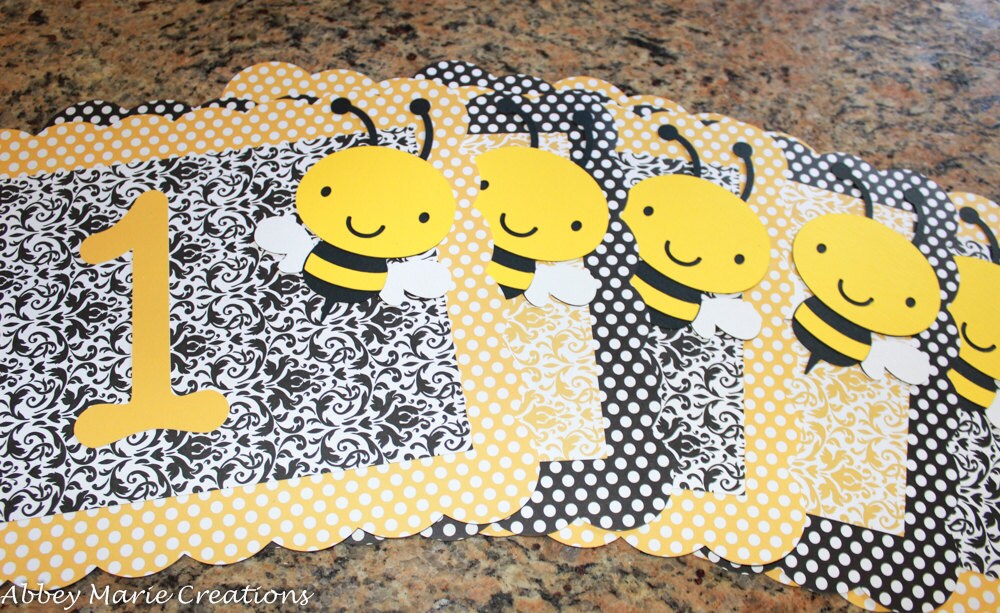 Bee Classroon Theme Table / Group Signs Personalized Busy - Etsy