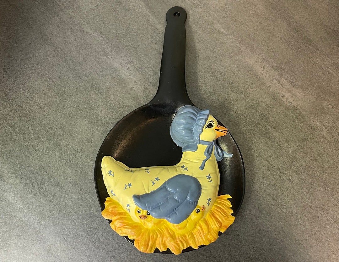 DUCK & PAN Wallhanging…ceramic…hand Painted…duck in Bonnet…floral…baby ...