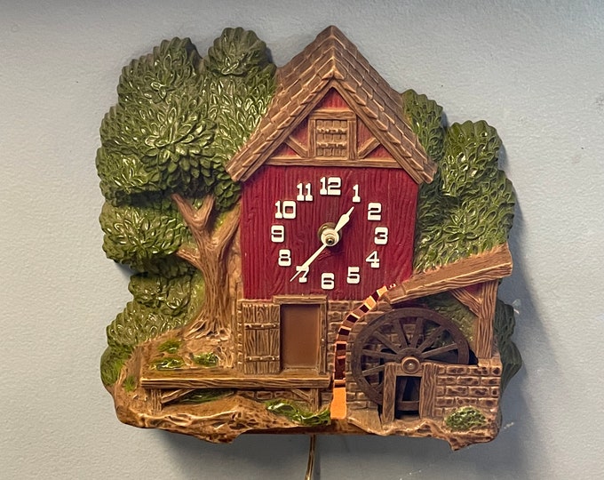SPARTUS MILL Clock…model 6906…electric…light up Clock…heavy Plastic ...