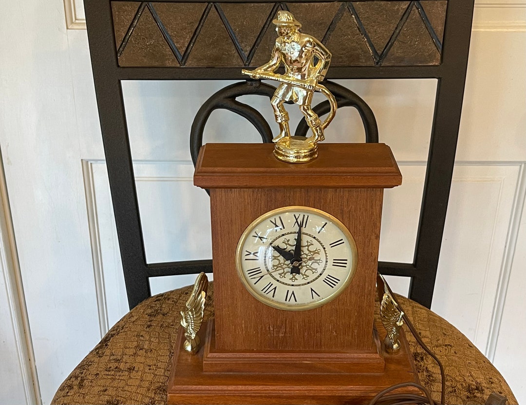 FIREFIGHTER HERO Clockwooden Tabletop Trophy Clockemblem and ...