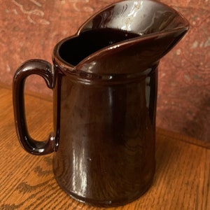REDWARE SYRUP Pitcherrooster on a Red Roof Hand Paintedbrown Lustre ...