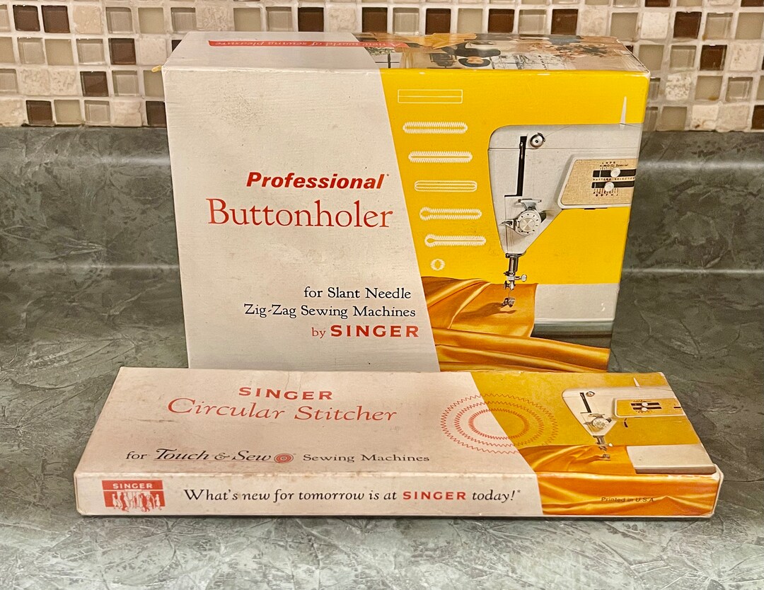 SINGER BUTTONHOLER Machine/circular Stitcher…1967…102577…slant Needle ...