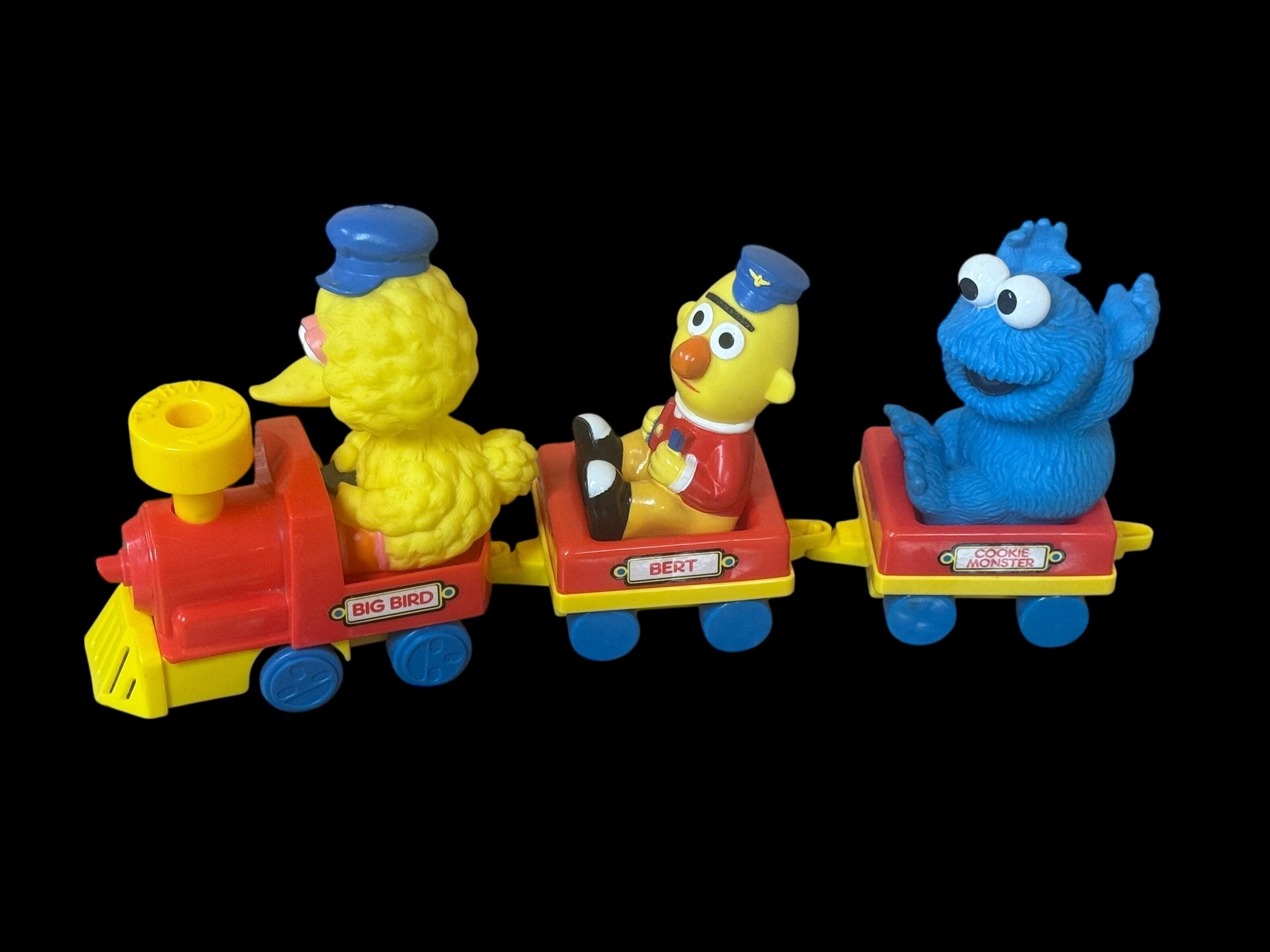 SESAME STREET Train…illco…winding, Moving Train…3 Train Cars/connectors ...
