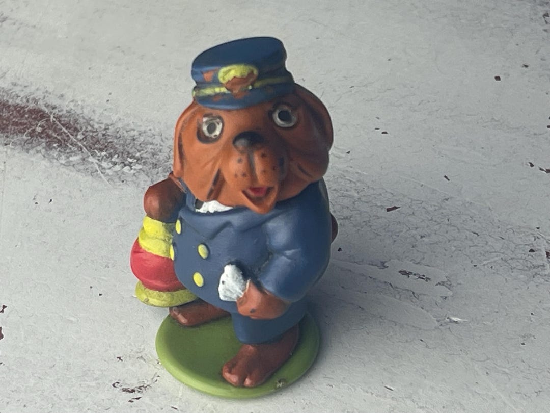 CONDUCTOR DOG Figure…richard Scarry's Puzzletown…playskool…2 ...