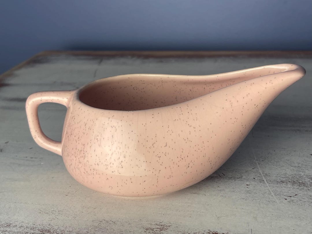 PINK GRAVY Boat…speckled…large Spout…small Side Handle…iconic,retro ...