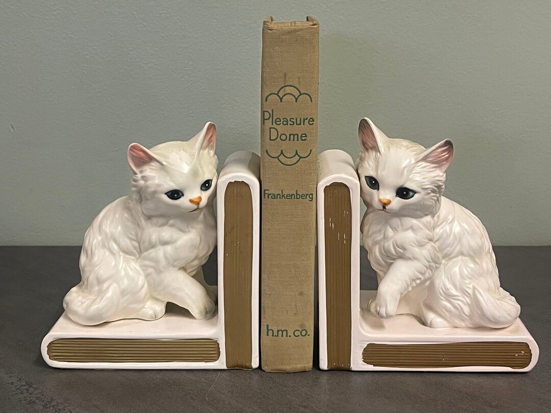 WHITE CAT Bookends…lefton…set of 2…h518…cats Sitting on Books…gold ...