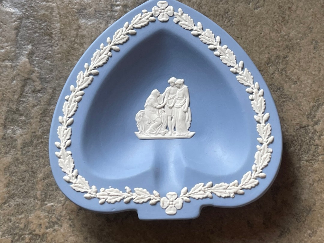 WEDGWOOD JASPERWARE Dish…spade Shaped…pale Blue…raised Grapevine Edging ...
