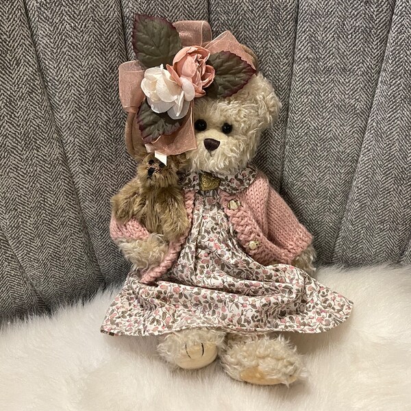 Collectible Bear - Etsy