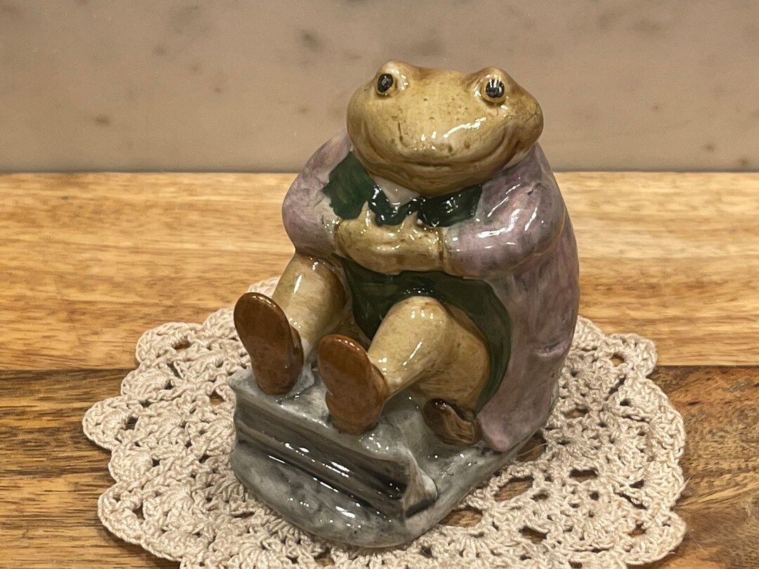 BEATRIX POTTER FIGURINE…F. Warne & Co…the World of Beatrix Potter… “mr ...