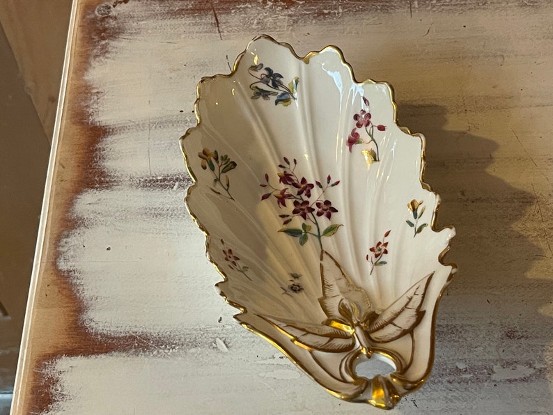 ANTIQUE SEASHELL Dish…porcelain…gold Leaf Pattern…colorful Flowers ...