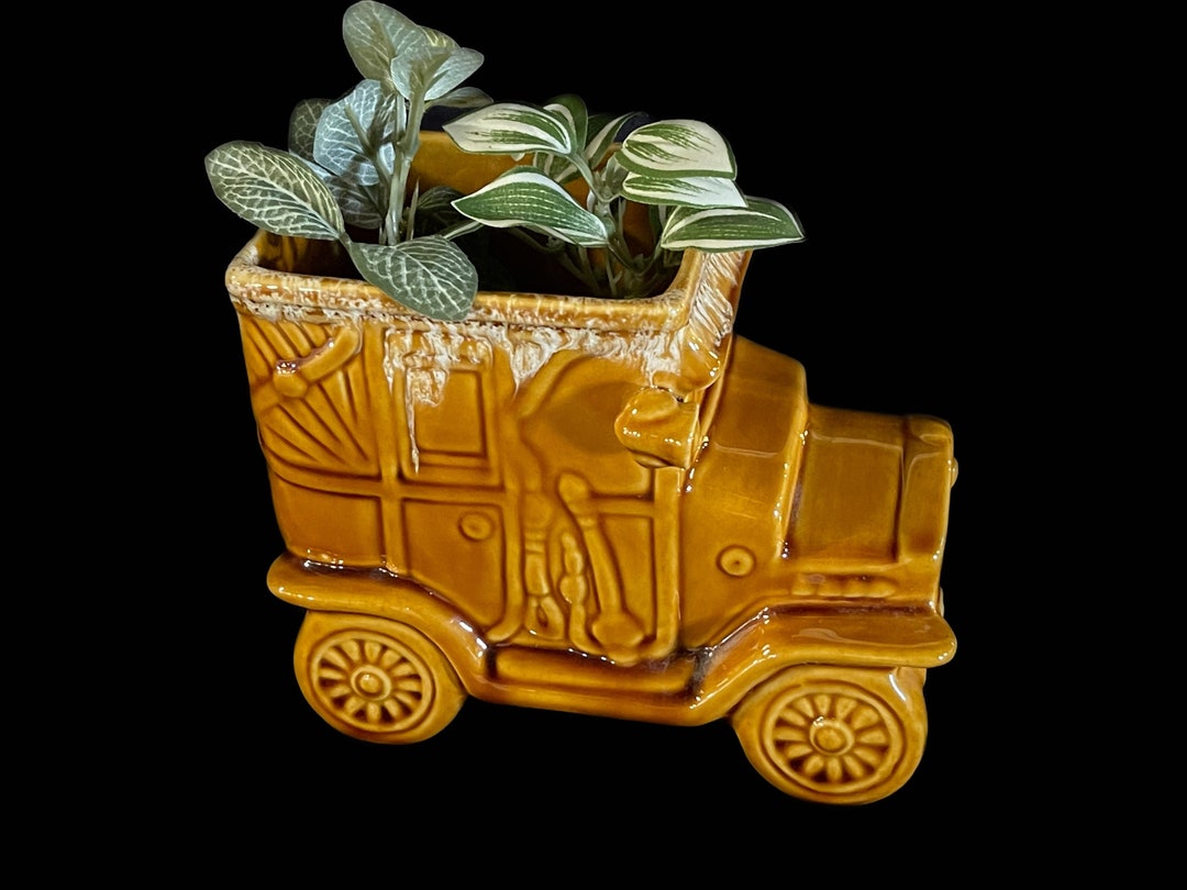 RELPO CAR Planter…caramel Glazed Ceramic…white , Decorative Top Edge ...