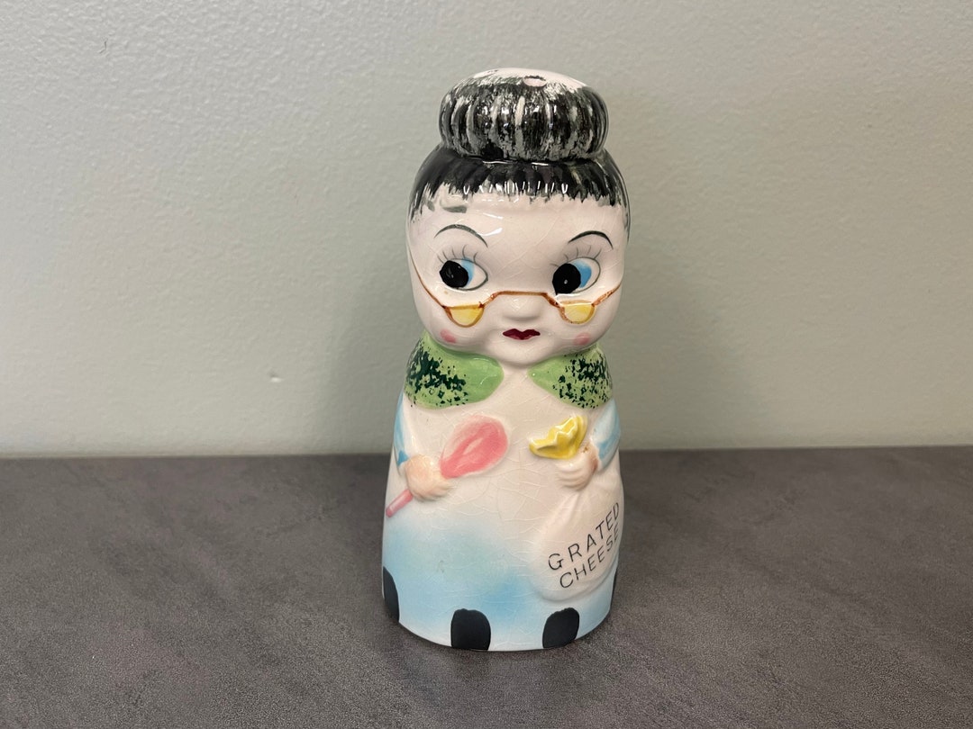GRANDMA CHEESE Shaker…grated Cheese Dispenser…italian Grandmother…top ...