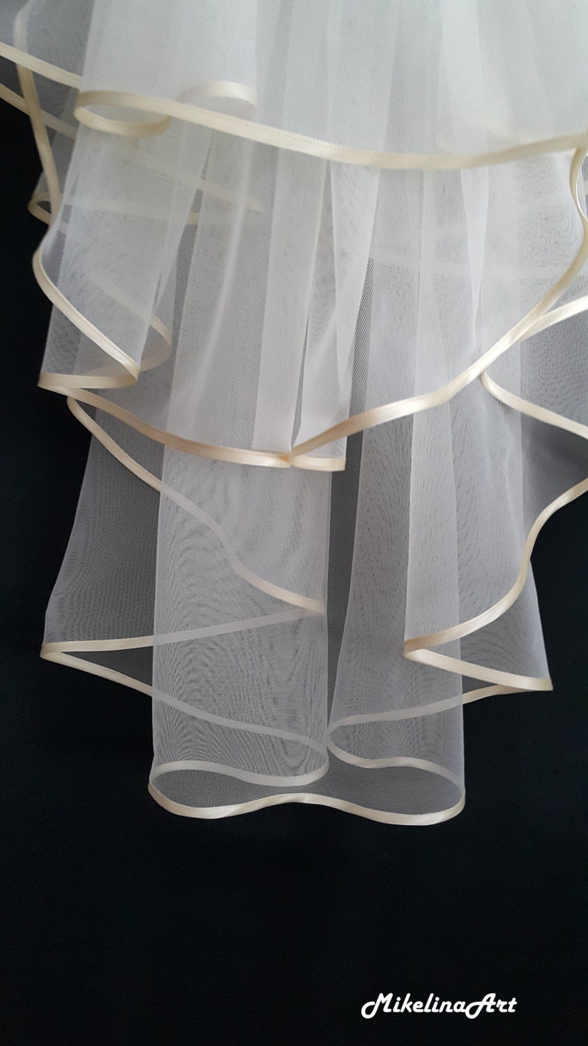 Ivory Wedding Veil, Three Layers - Etsy UK