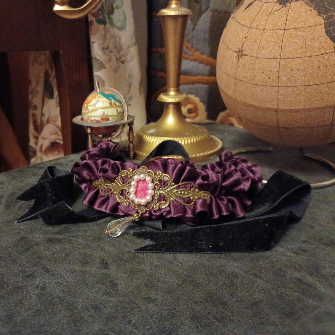 18th Century Style Neck Ruffle/choker Necklace "vanessa", Handmade ...