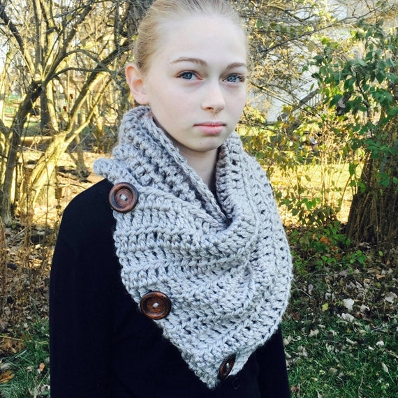 Crochet Scarf With Button Pattern