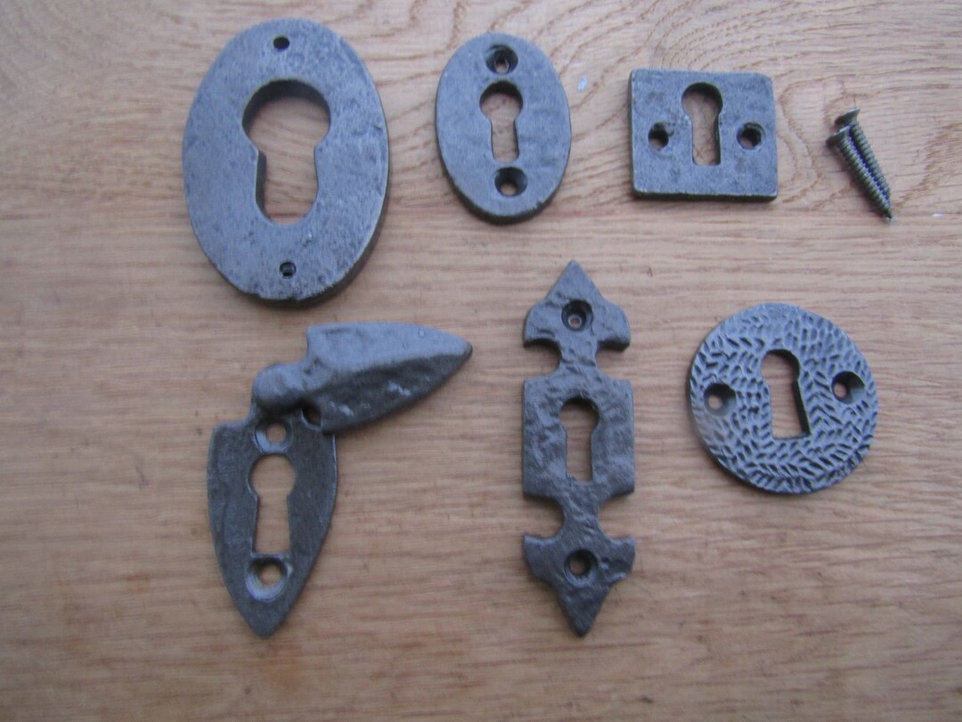 ANTIQUE IRON Cast Iron Keyhole Cover Escutcheon Key Hole Plate Covered ...