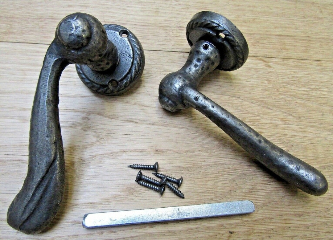 HAMMERED CAST IRON Rustic Lever on Rose Door Handles Old Vintage ...