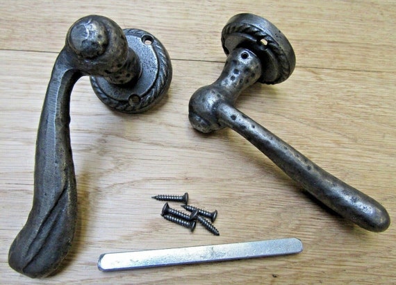 HAMMERED CAST IRON Rustic Lever on Rose Door Handles Old - Etsy