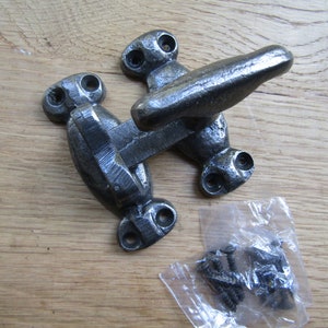 CUPBOARD TEE LATCH Catch Rustic Vintage Old English Antique Style ...