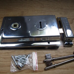 Traditional Retro Old English 1920s Victorian Style Rim Lock Sash Lock ...