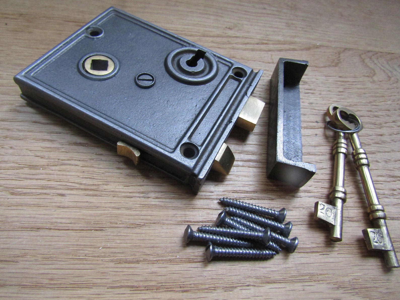 SOLID CAST IRON Door Lock Latch Traditional Old Fashion Repro - Etsy UK