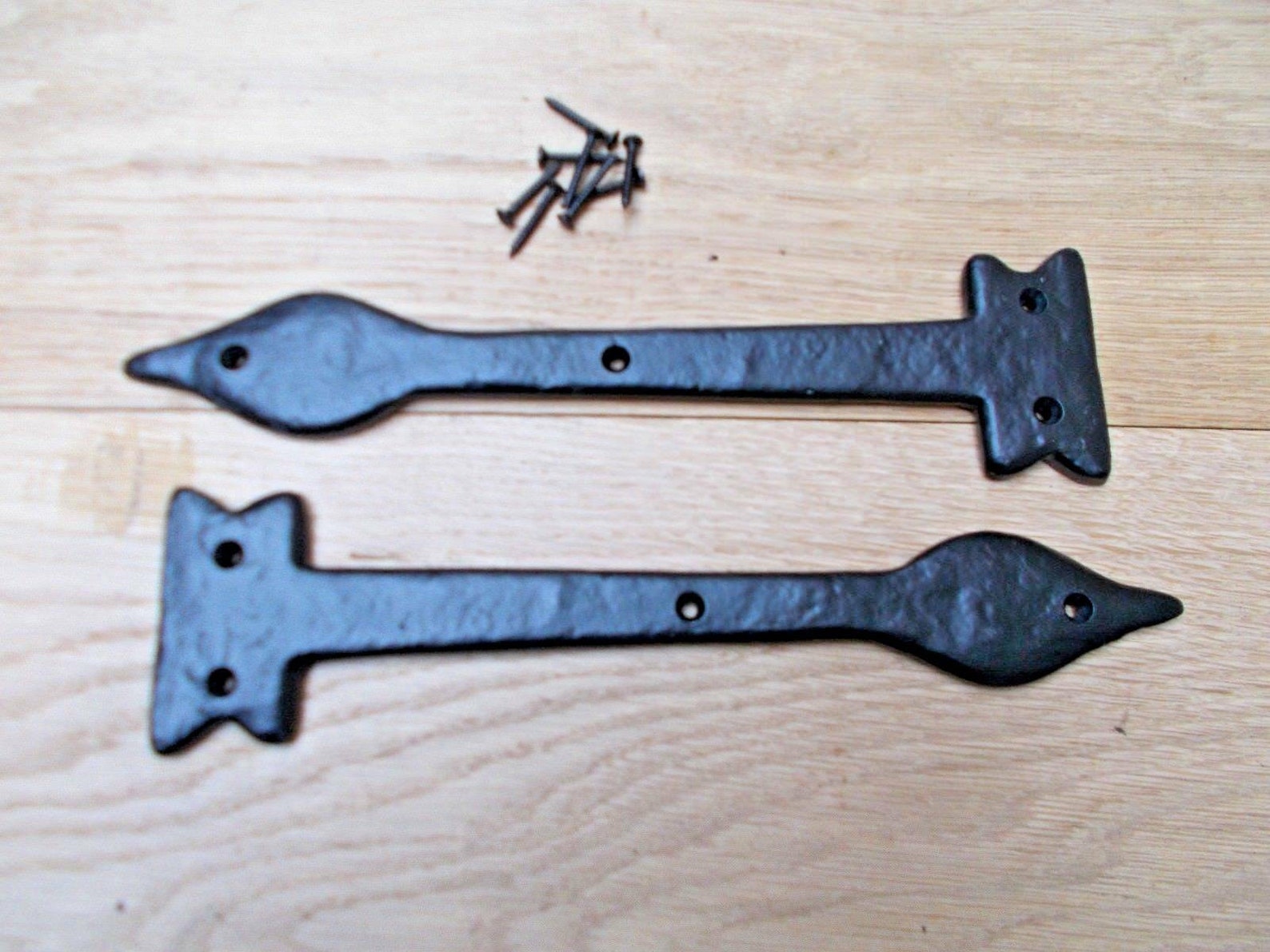 PAIR of HINGE FRONTS Cast Iron Vintage Rustic Old English Country ...