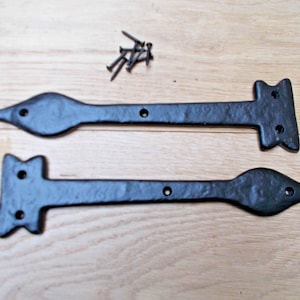 PAIR of HINGE FRONTS Cast Iron Vintage Rustic Old English Country ...