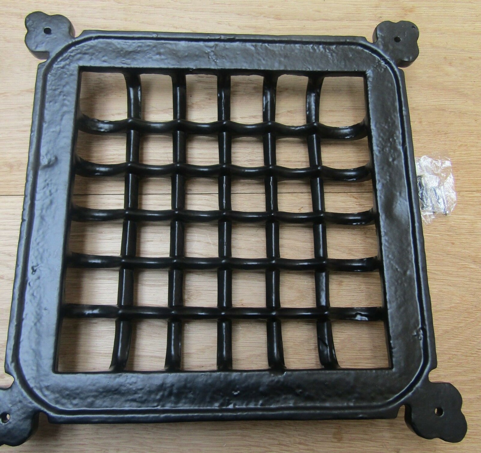 Cast Iron Medieval Gothic Door Window Glass Bullion Aperture Grille ...