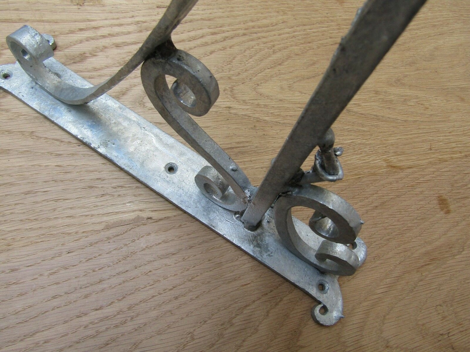 16" GALVANISED HAND FORGED Wrought Iron Blacksmith Sign Board Hanging ...