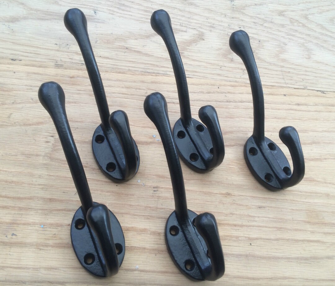 Pack of 5 VICTORIAN Cast Iron Rustic Hat and Coat Hooks Vintage Retro ...