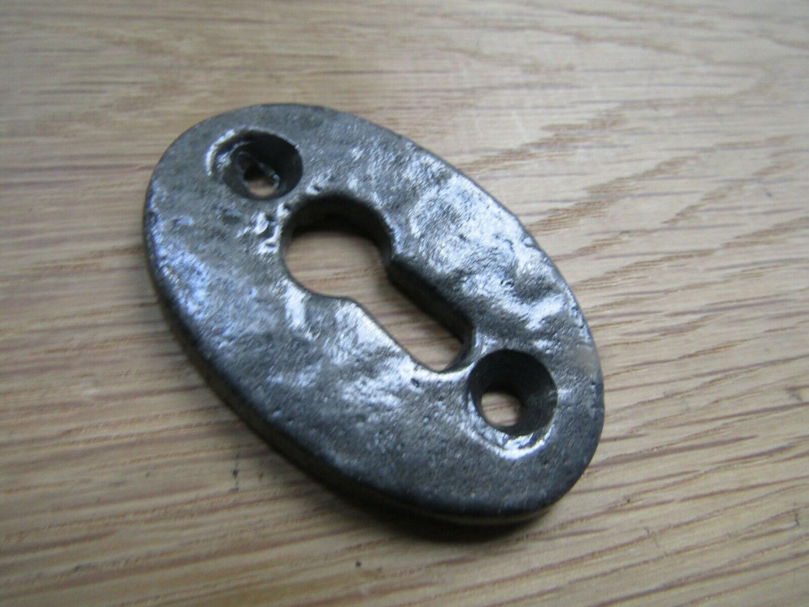 ANTIQUE IRON Cast Iron Keyhole Cover Escutcheon Key Hole Plate Covered ...