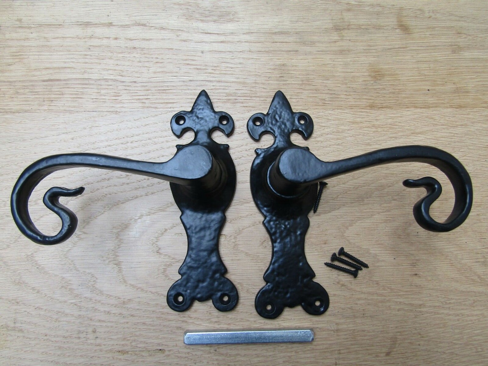 Pair of SHEPHERDS CROOK BLACK Antique Cast Iron Sprung Lever Mortise ...