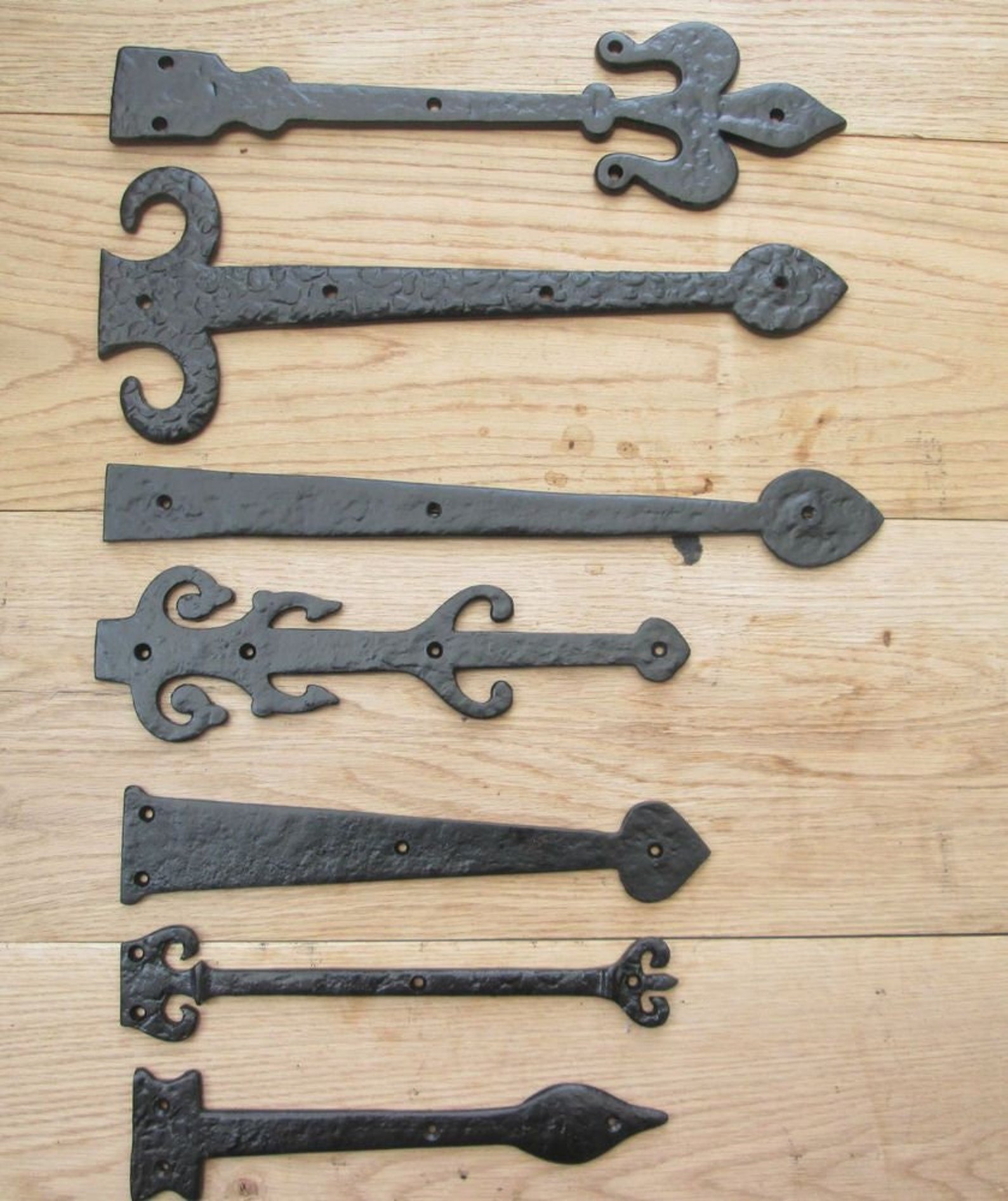 PAIR of HINGE FRONTS Cast Iron Vintage Rustic Old English Country ...