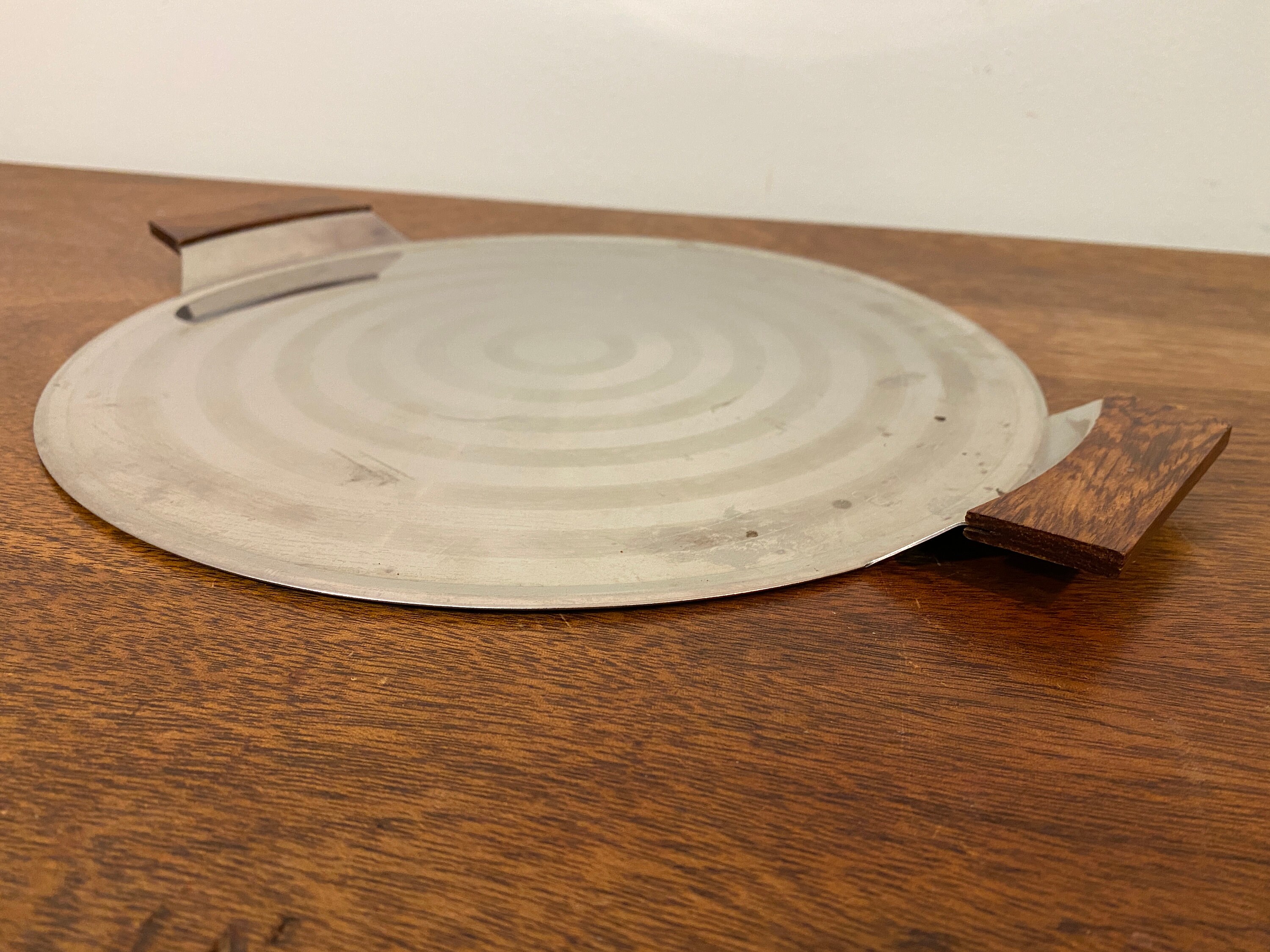 Bisco 11.75 Round Stainless Steel Tray with Raised Wood | Etsy