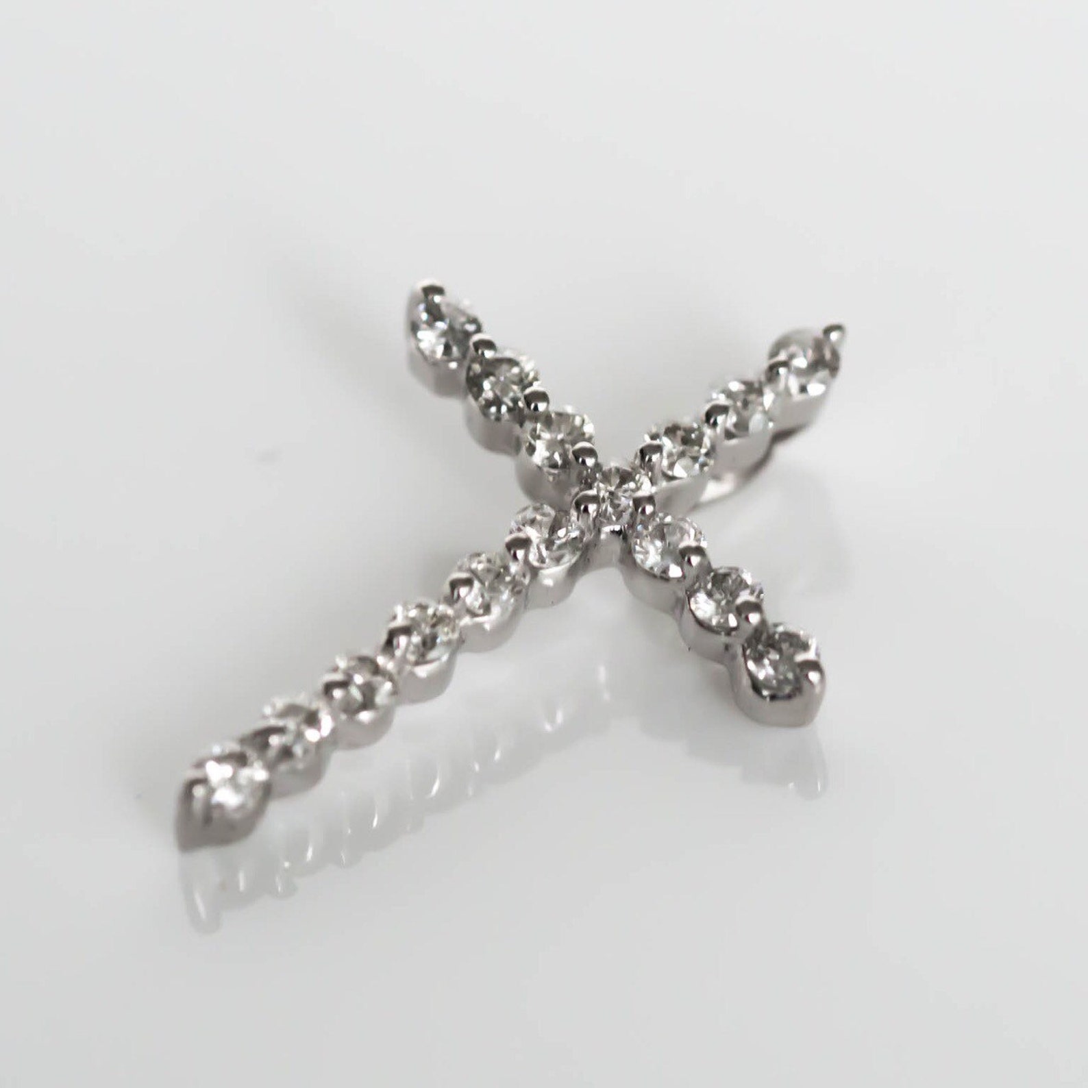 White Gold Diamond Cross Pendant in Single Prong Setting. Cross Pendant ...