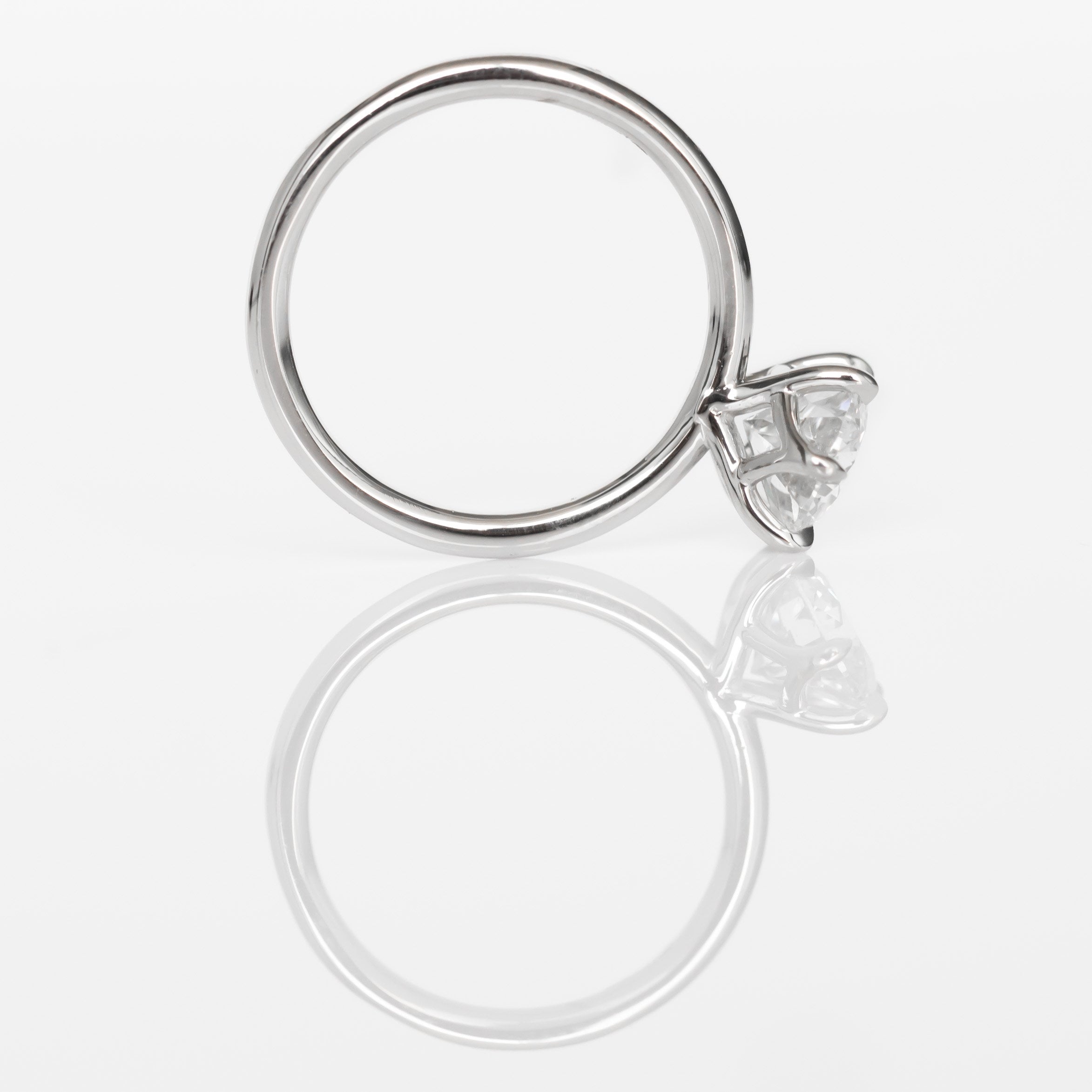 6 Prong Solitaire Setting With Tulip Head. Non Cathedral Style 6 Prong ...