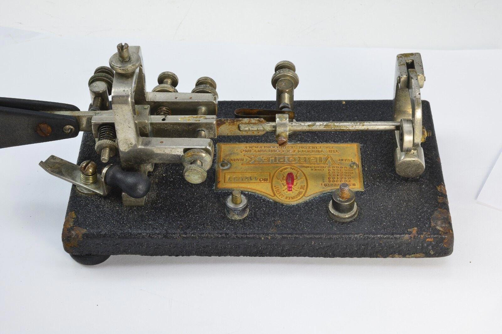Vibroplex Bug. Dates to Around 1939 According to the WW7P Serial Number ...
