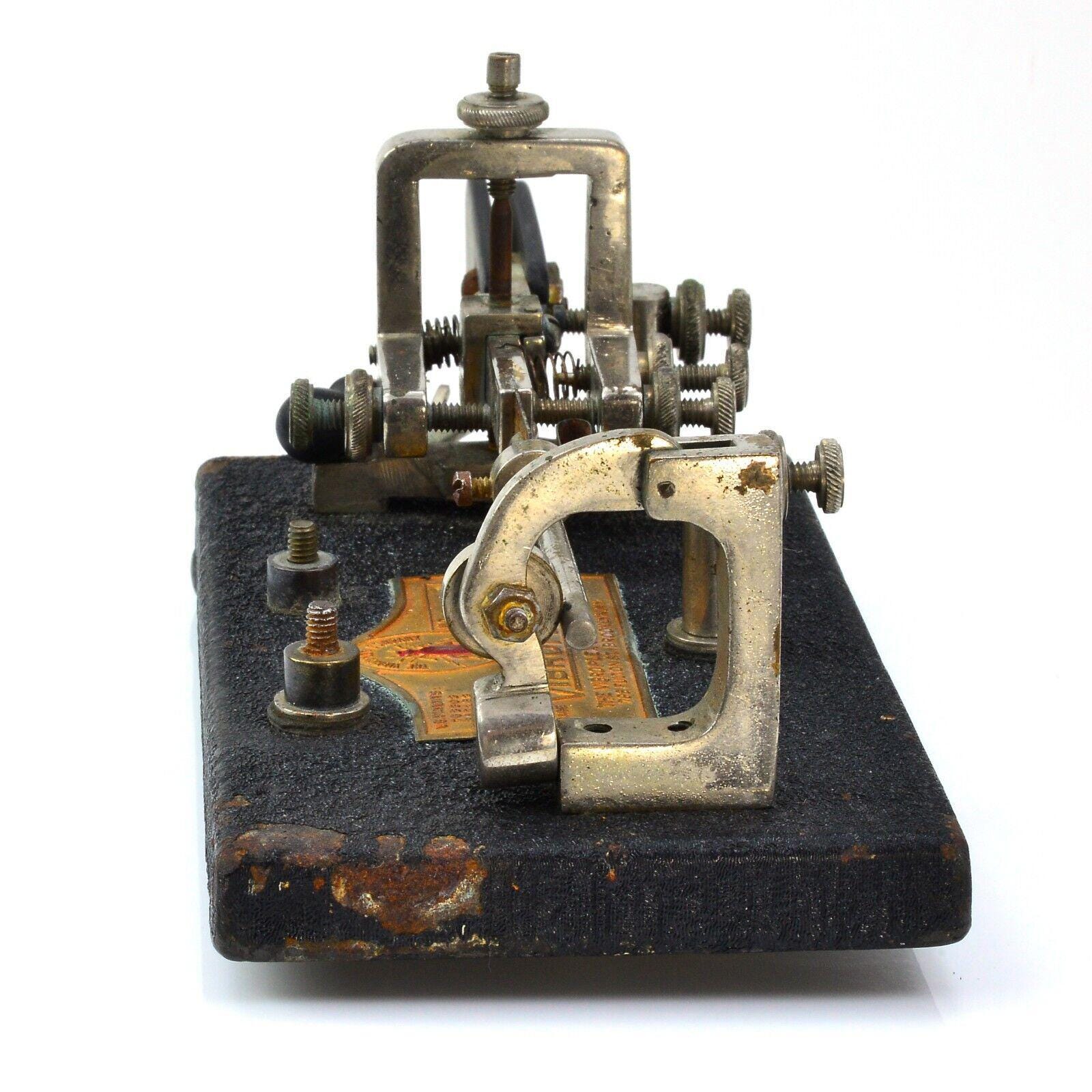 Vibroplex Bug. Dates to Around 1939 According to the WW7P Serial Number ...