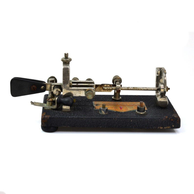 Vibroplex Bug. Dates to Around 1939 According to the WW7P Serial Number ...